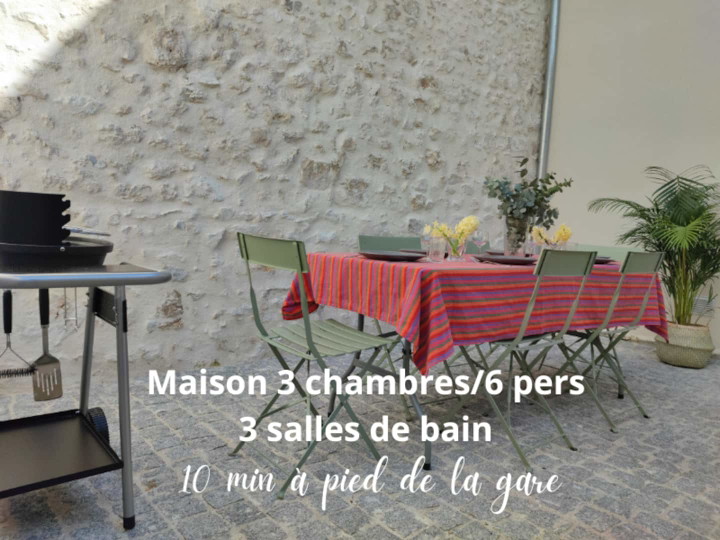 Spacious House With Exterior, 2 Steps From The Center - Orléans