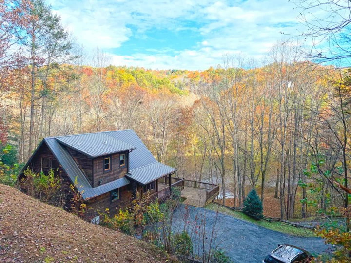 River Run At Bryson City-river Views/hot Tub/pets - Cherokee, NC