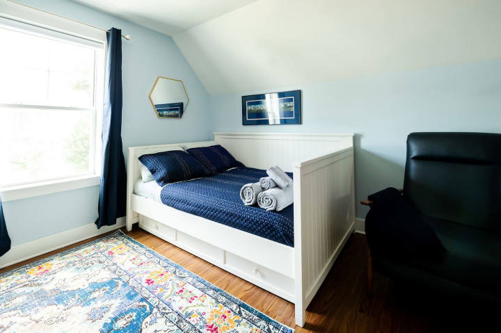 Cavalier Suite | Near Uva | Amenities | Parking - Charlottesville, VA