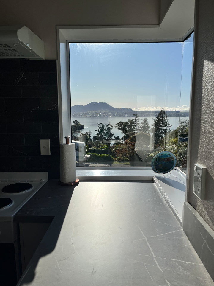 Escape To 'Ewing Escape', Taupo - New Zealand
