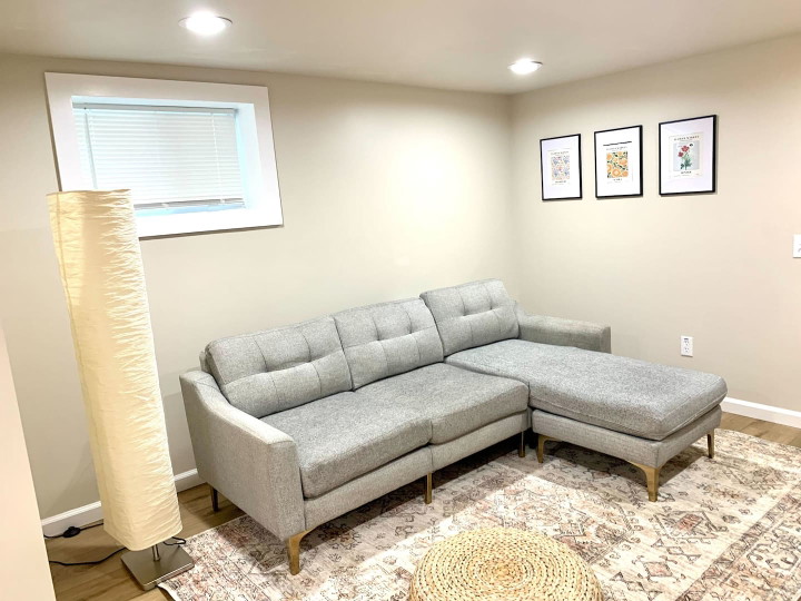 Luxurious New Basement Home In Desirable Fremont - Seattle, WA