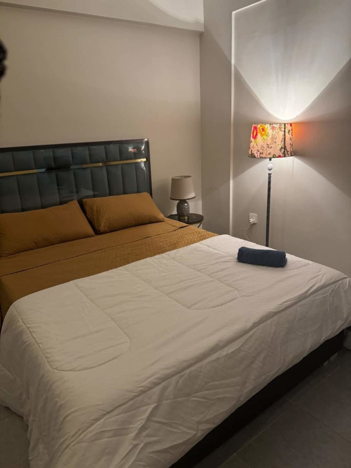 Affordable 2br Dha Phase 6 Near Seaview Secure - Karachi