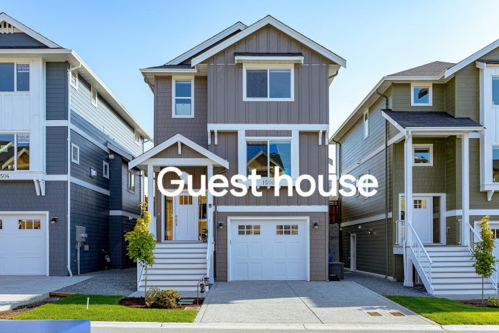 Great Victoria Guesthouse- Cozy Nest In Langford - Vancouver Island