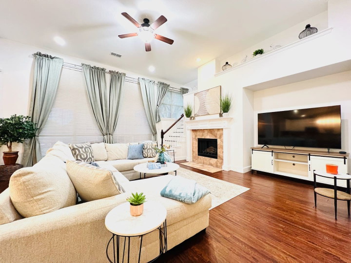 Serenity: Cozy Nook & Local Zest - Allen, TX