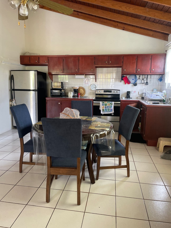 Honey And Dees Retreat - Saint Kitts and Nevis