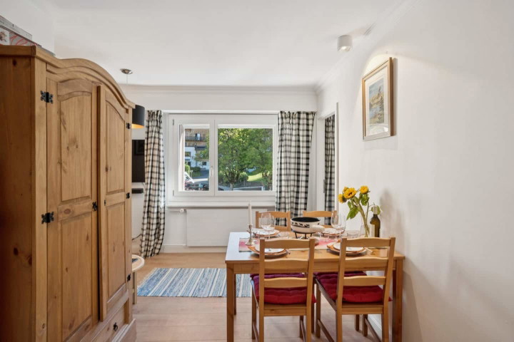 Central Apt With Two Double Beds. Ski, Hike&bike - Leysin