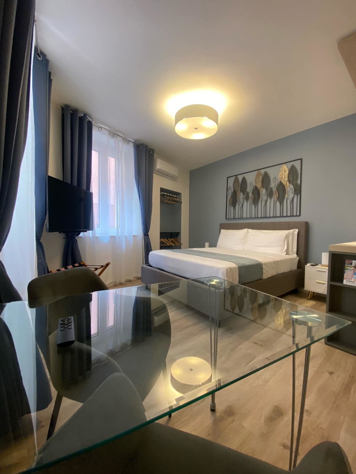 Announced 14 Boutique Apartment - Desenzano del Garda