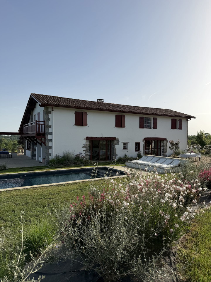 Superbe Maison De Famille, 12 Pers, 6 Ch, Piscine - Pays basque français