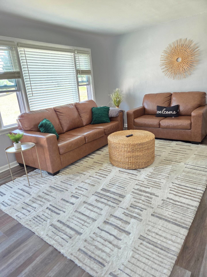Boho Bliss~sleep 5~firepit~wifi~ - Elizabethtown, KY
