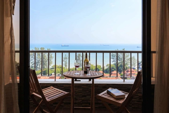 Astonish Seaview Peaceful Nice Pool Walk To Beach - Penang Island