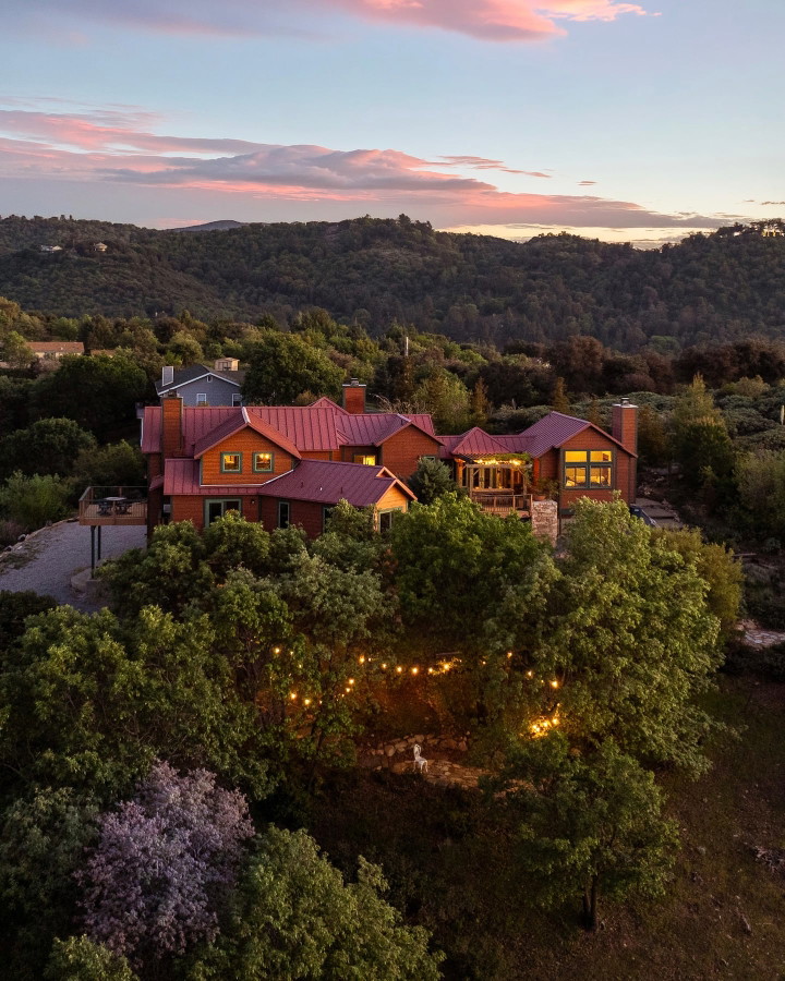 Majestic Julian Lodge - 360° Views Hot Tub - Julian, CA