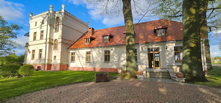 Pałac Ostoja Pokoje Gościnne - Szczecin