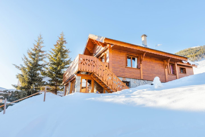 Luxury Chalet In Alpe D'huez At The Foot Of The Slopes, Close To Shops - Oz-en-Oisans