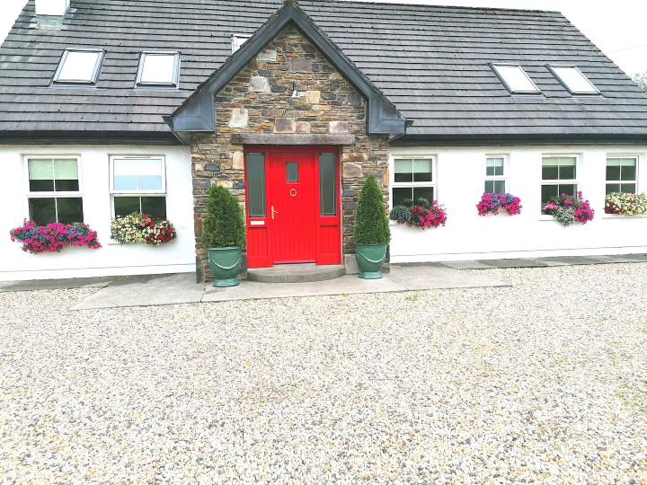 The Red Door Westport - Castlebar