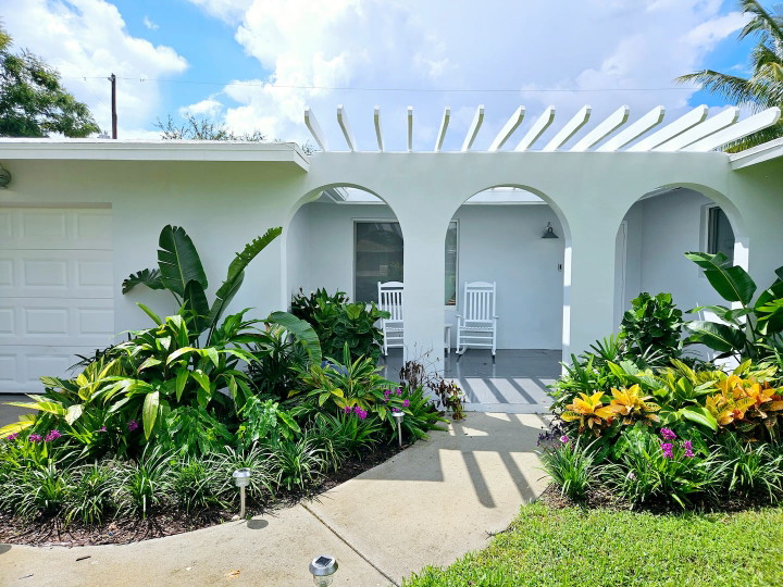 3/2 Tranquil Home Close To Beach - Delray Beach, FL