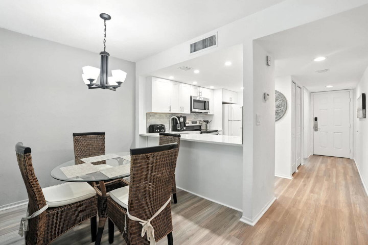 A-207 - Resort Views And Updated Kitchen! - Naples, FL