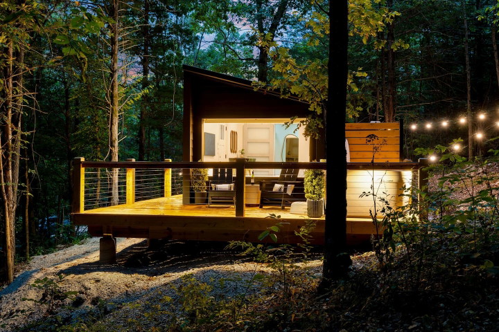 Romantic Hideaway | Hot Tub Near Thunder Ridge - Omaha, AR