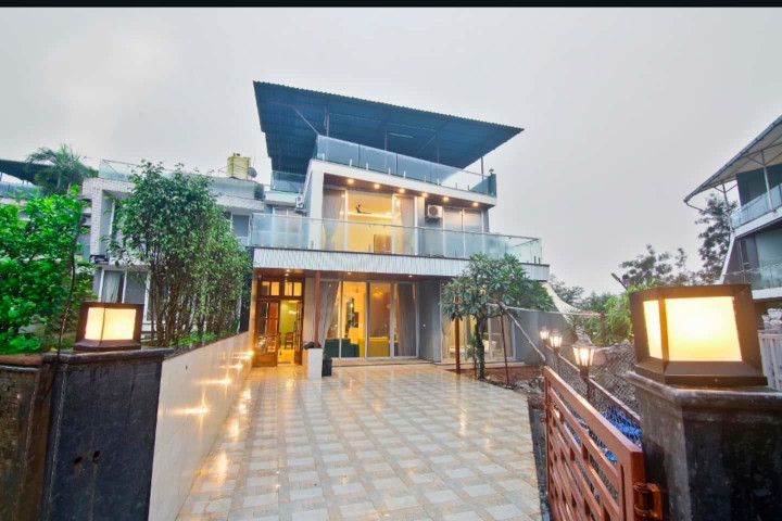 Sol Villa Regarastays 5bhk (Jacuzzi, Steam Room) - Lonavla