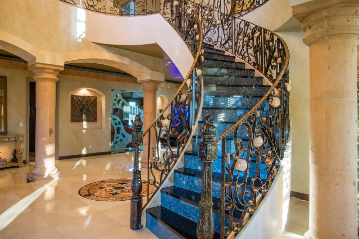 Luxury Desert Resort - Lake Las Vegas, NV