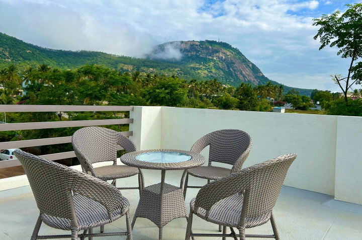 Scenic Hill View Villa  Nandi Hills Valley - Nandi Hills