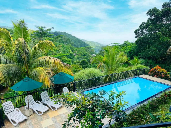 Beautiful Mountain View Villa With Private Pool - Kandy