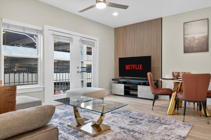 Premium 1br West Village | Pool | Free Parking - Dallas, TX