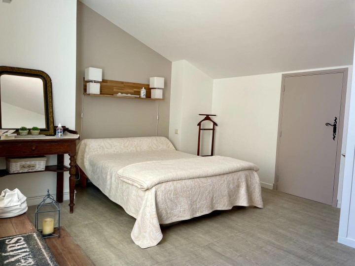 Chambre Dhôtes
Dans Joli Duplex Bord De Mer - La Londe-les-Maures