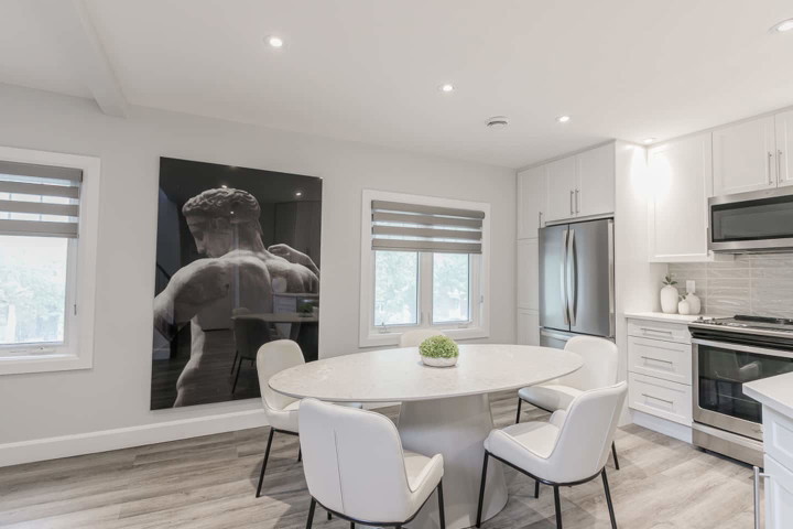 Modern 2-story Glebe Retreat W/ Deck - Ottawa