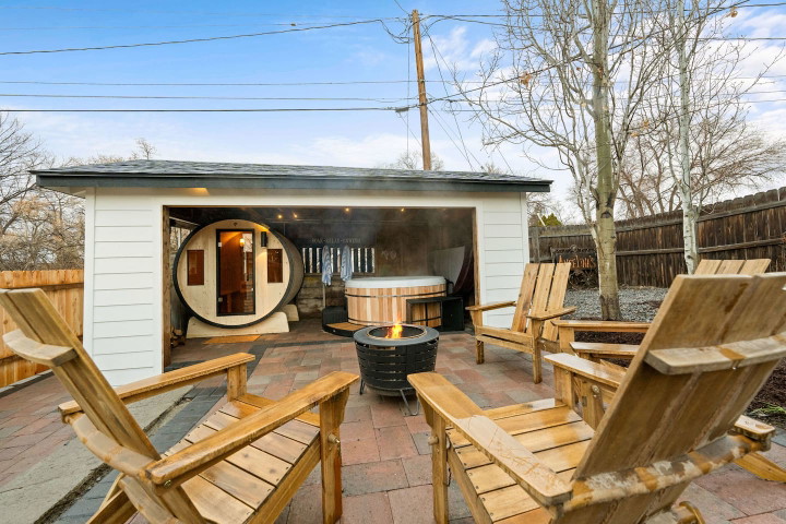 Historic Old Bend Cottage & Carriage House Spa - Bend, OR
