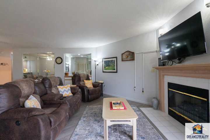 Pointe Royale 3br Penthouse W/ Lake Views + Fishing | Pr 69-9 - Table Rock Lake
