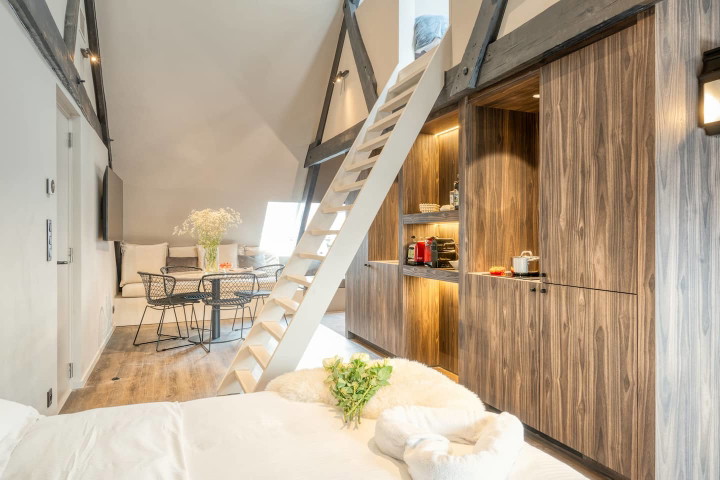 Charming Attic Retreat In Historic Ghent Center - Ghent