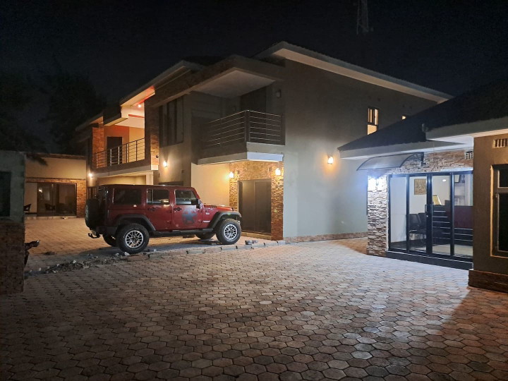 Hopkas Inn 3 Bedroomed Apartment - Lusaka