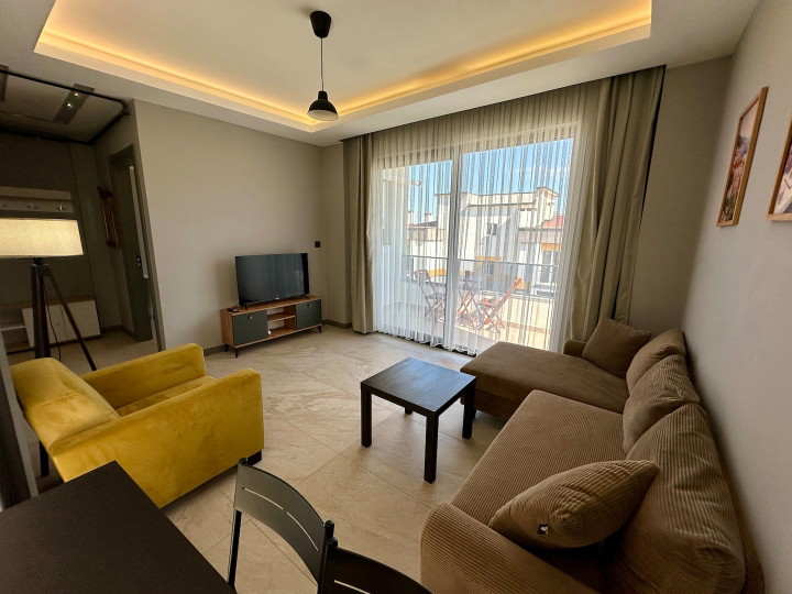 D M House 8 - Samsun