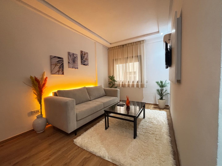 F2 Cosy & Air-conditioned | Swimming Pool | 2 Minutes From The Train Station - Marrakesh