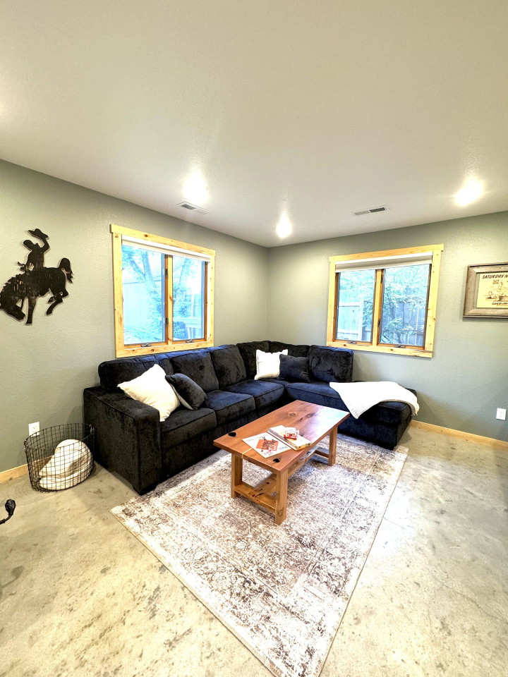 Sumner Street Suites - Sheridan, WY