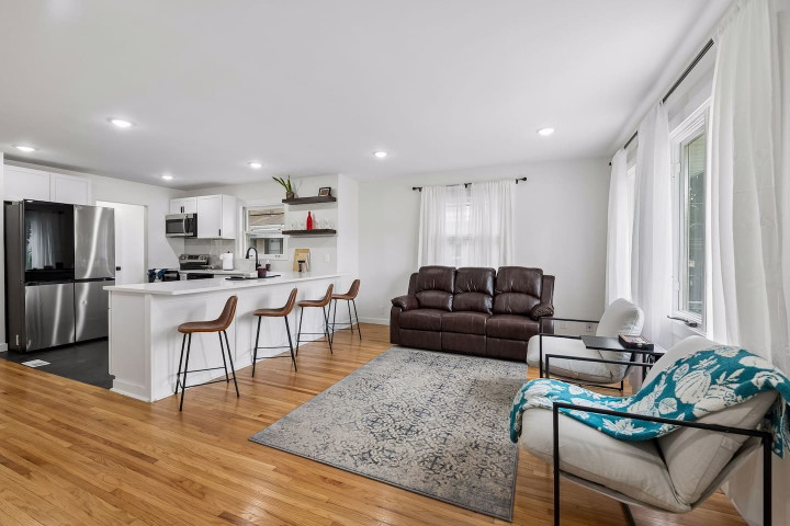 Chic Hideaway Near Mall Of America - Minneapolis, MN
