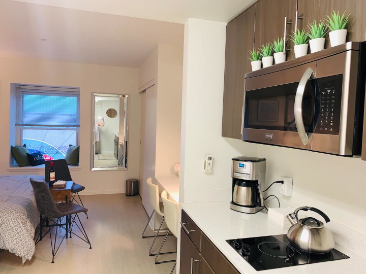 Amazing Location Studio, By Pier & Beach - サンタモニカ, CA