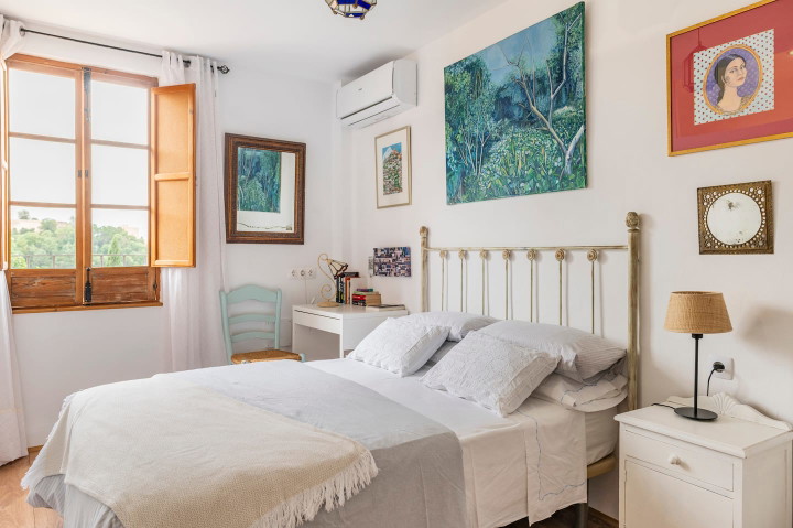 Double Room With Private Bathroom Alhambra View 1 - Granada