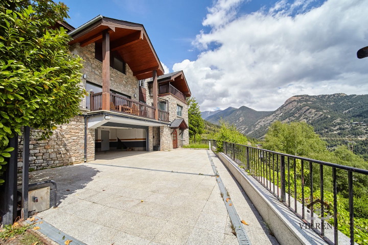 Luxury El Salze Villa With Garden, Views Of La Massana - Andorra la Vella