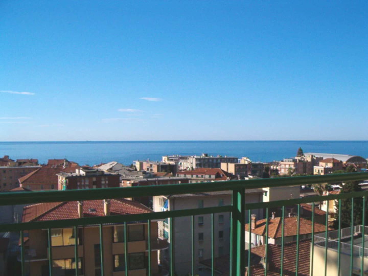 Finale Ligure Bilocale 300m Spiaggia - Finale Ligure