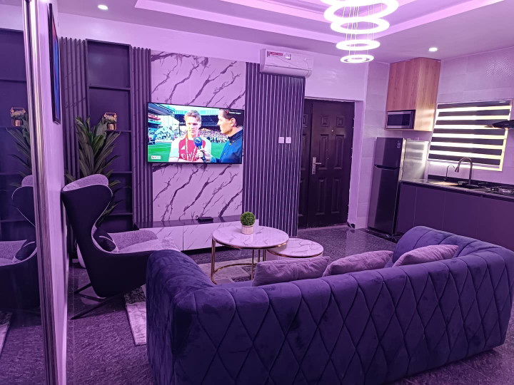 Daptb1: Deluxe 1bdr -Pool, Gym, Starlink, 24/7 Pwr - Lagos