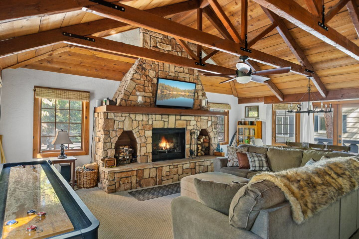 "4 Sons"-family Friendly Escape Steps To The Lake - Lake Arrowhead, CA