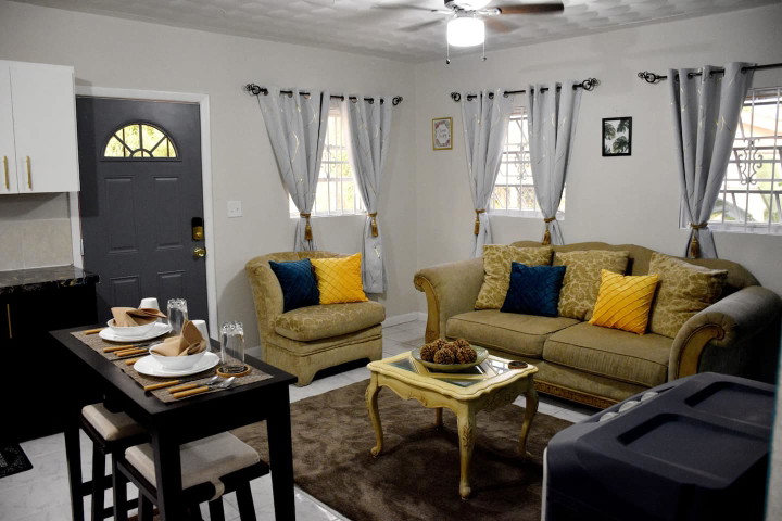 Southern Escape ~ Spacious 1bdr ~ No Cleaning Fee - Nasáu