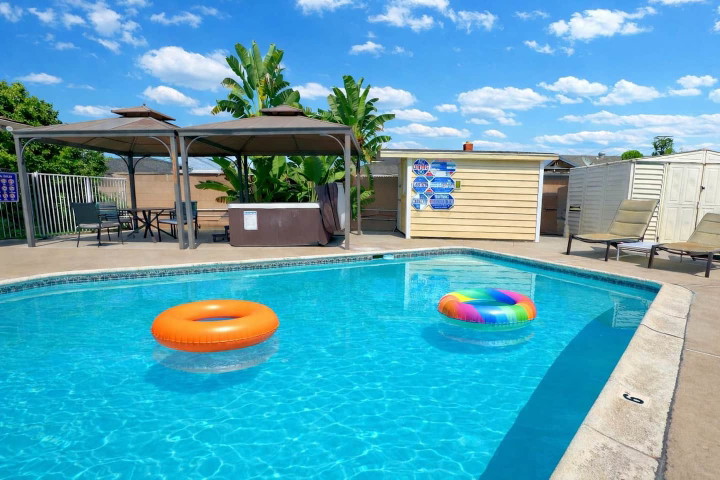 Disneyland 5 Bedroom Luxury Villa Pool/spa/games - Anaheim, CA