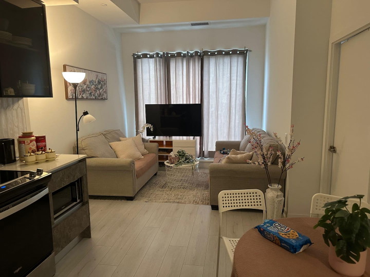 Luxury New Condo In Oakville W/free Parking & Wifi - Oakville