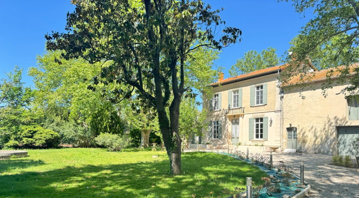 Villa Monplaisir  Piscine, Billiard, Calme - Avignon