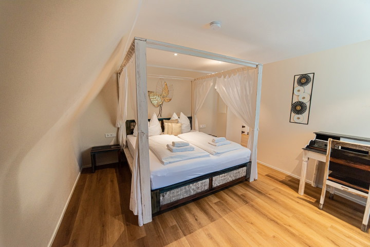 Goa White Suite - Neckarsulm