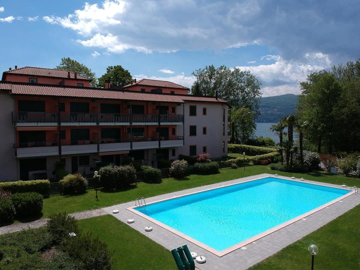 Monolago Pool & View - Lake Maggiore