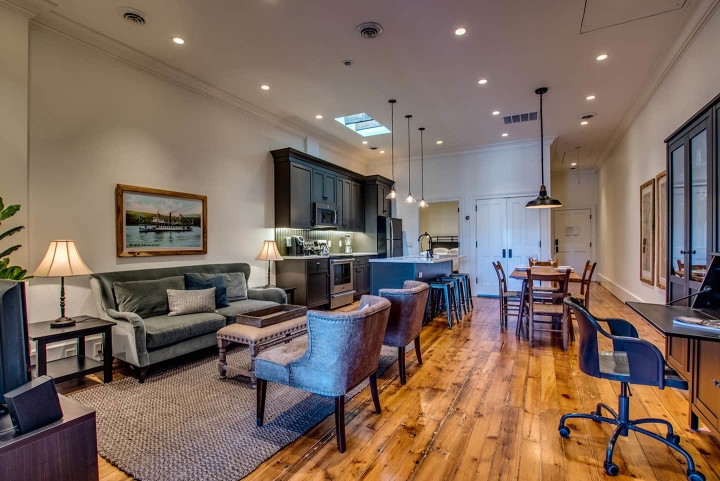 Sheridan House-the Suite-gorgeous Downtown Apt - Dundee, NY