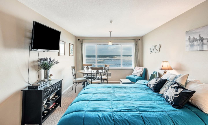 Gorgeous Oceanfront Suite - Top Floor - Pool And S - Oregon